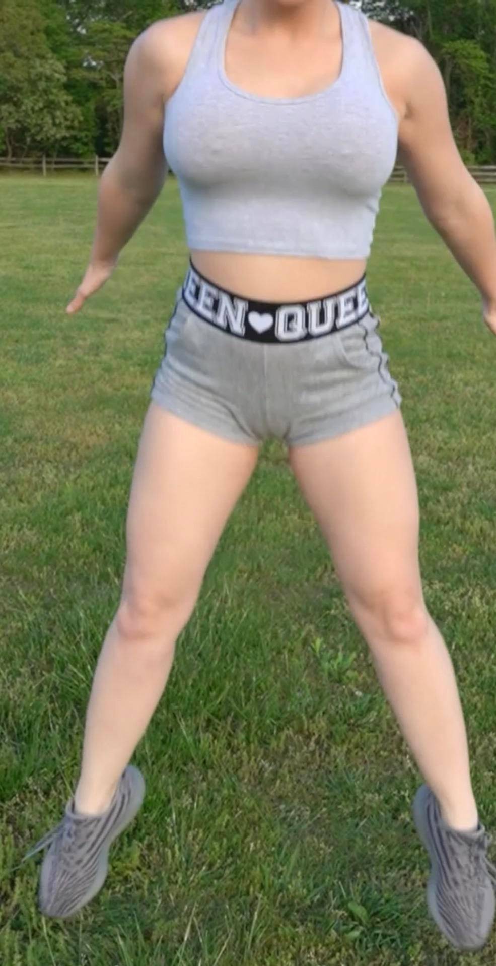 Screen cap #5 | Scrolller