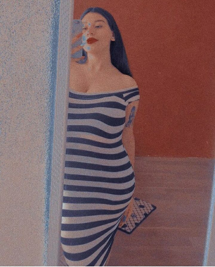 Se nota de lejos el photoshop dios mío como miente tanto esta chula | Scrolller