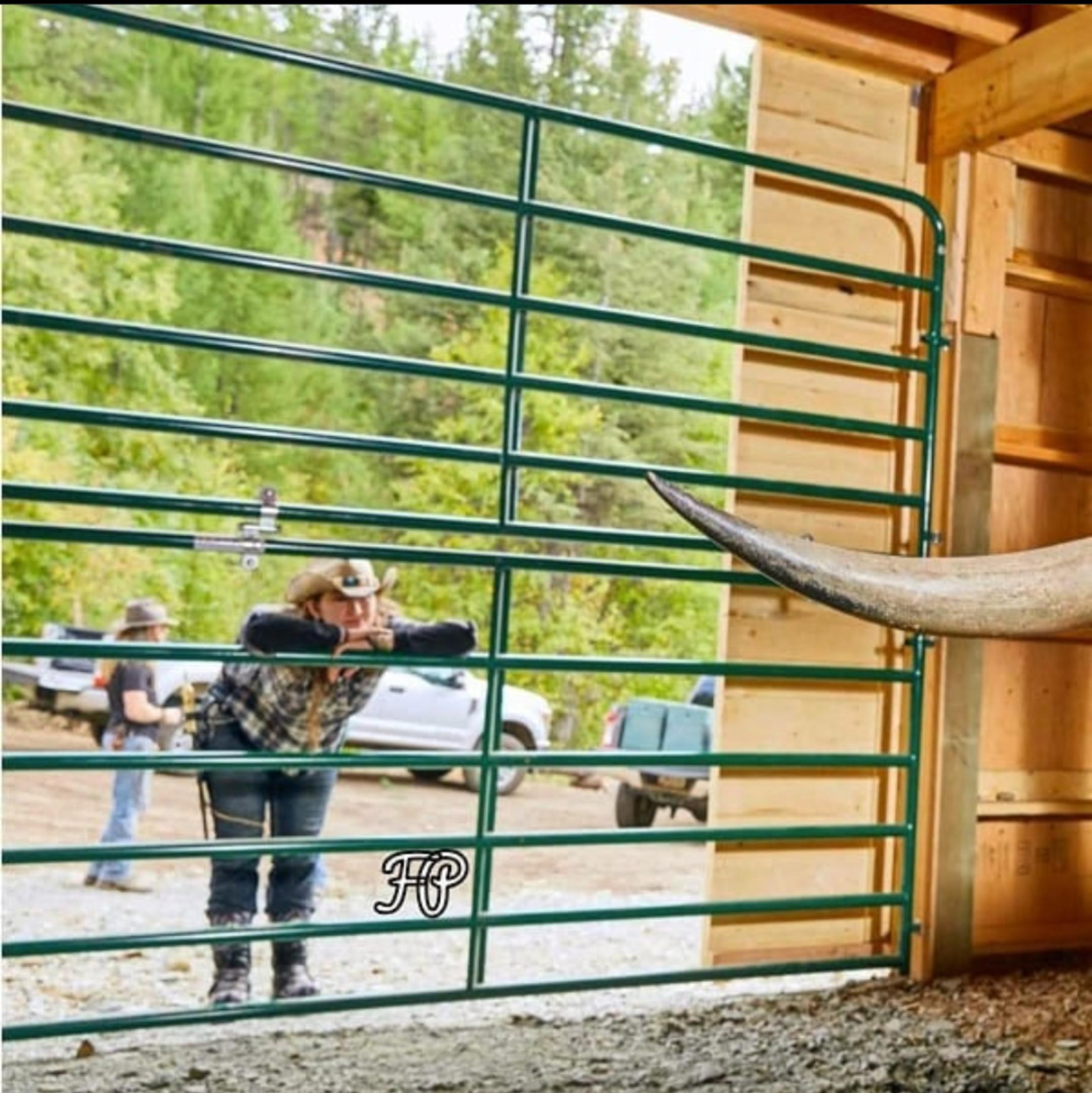 Seeing Snowbird bend over like this, i Just wanna get behind her, pull down those pants and Fuck ...