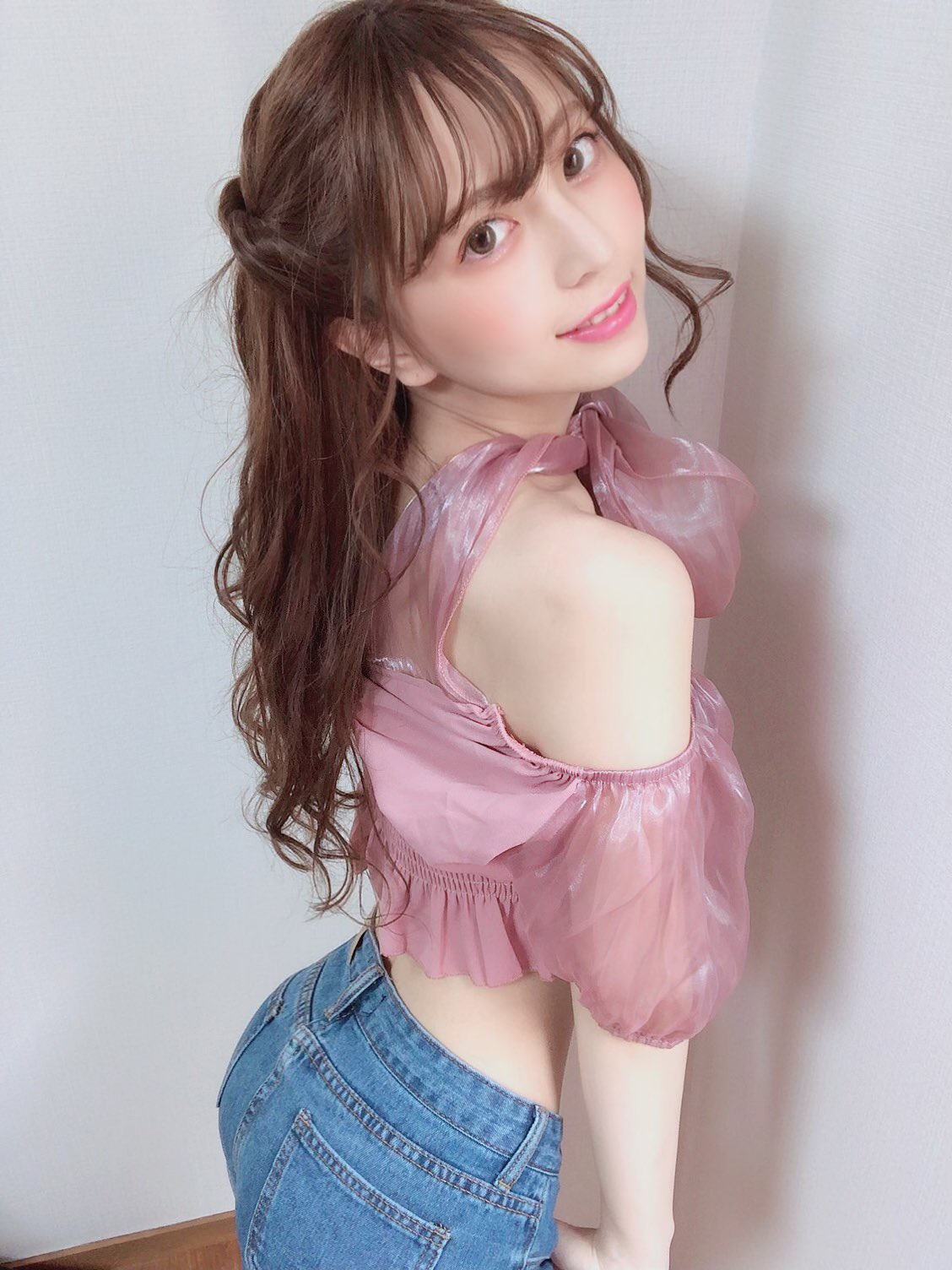 Seina Takeuchi | Scrolller