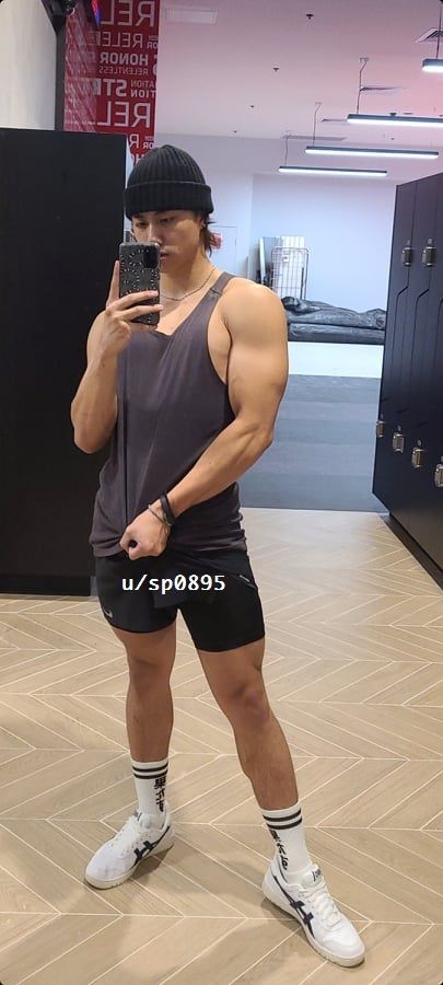 [SELF] Lockdown has me missing the gym | Scrolller