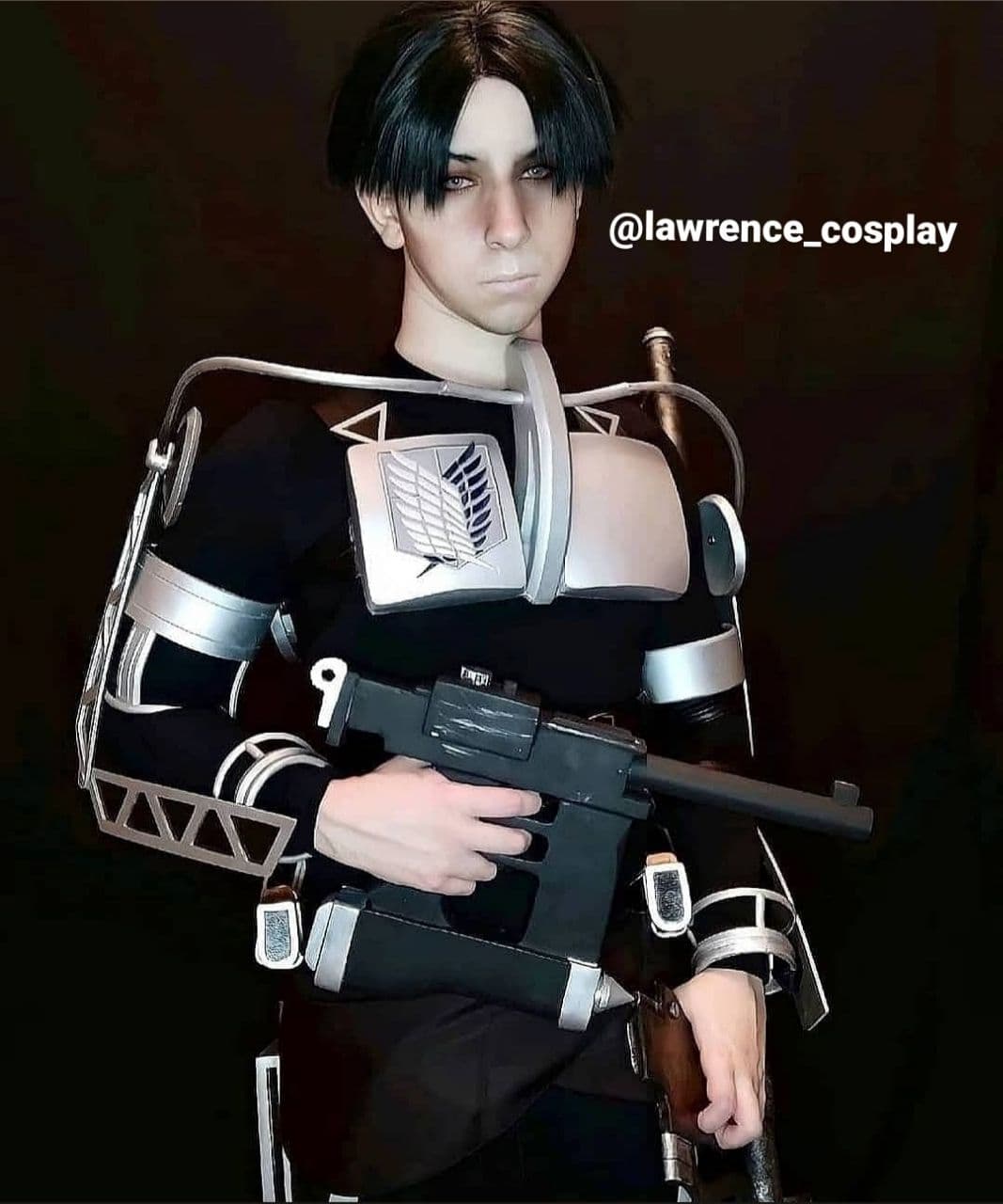 [self]my levi ackerman from season 4 with both gun and spear | Scrolller