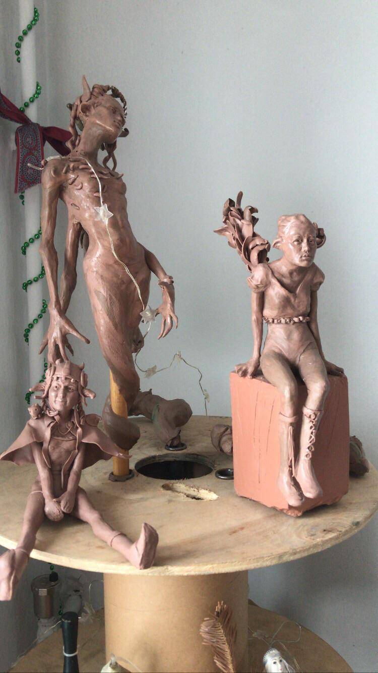 [self] my sculpture shelf | Scrolller