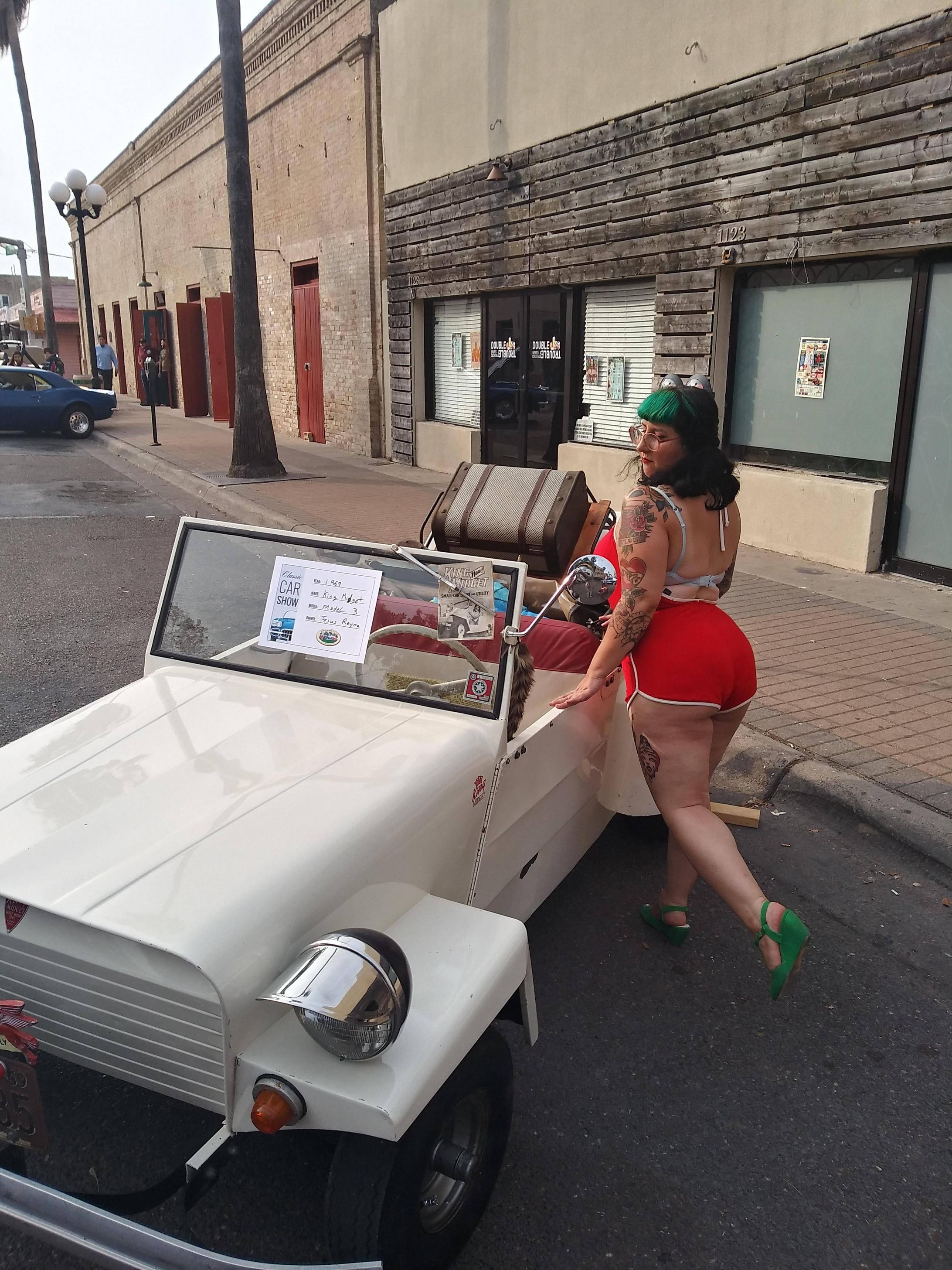 (Self) not as good as last but still hella fun w this m midget | Scrolller