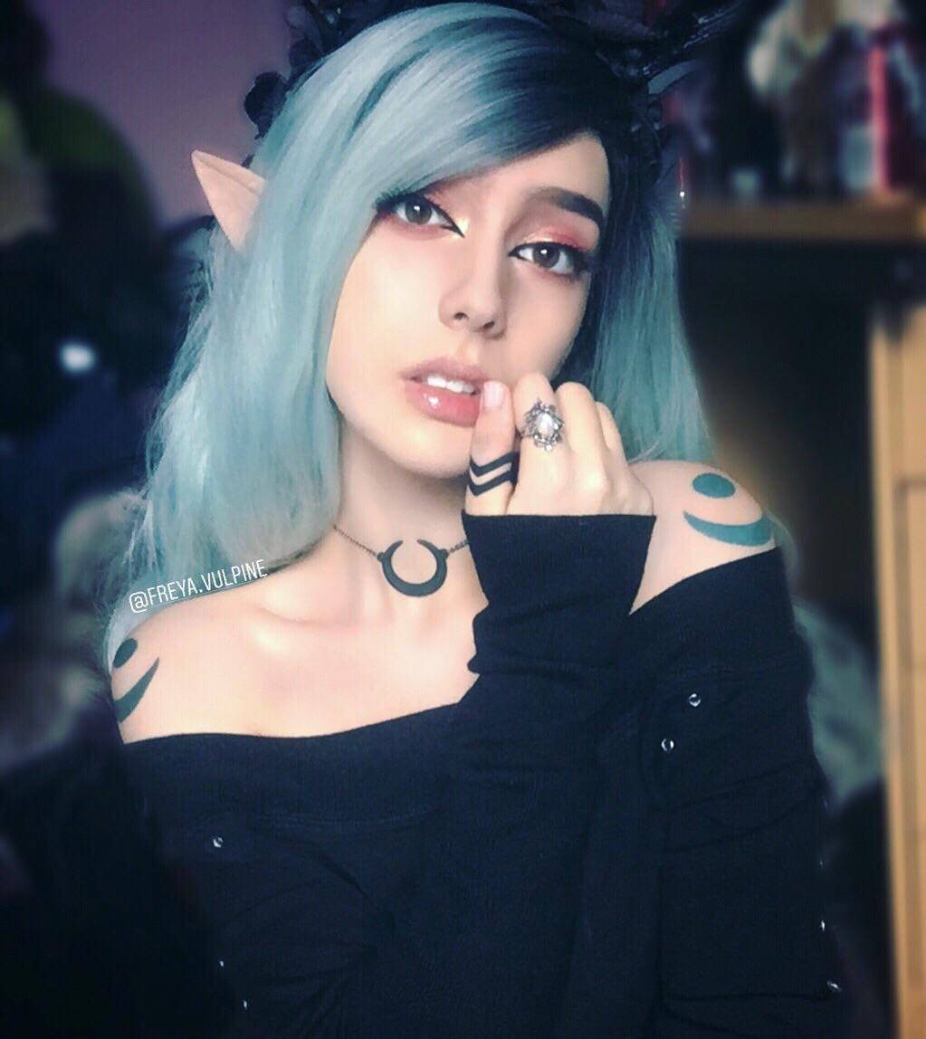 [self] it’s a rainy day 🌧 | Scrolller