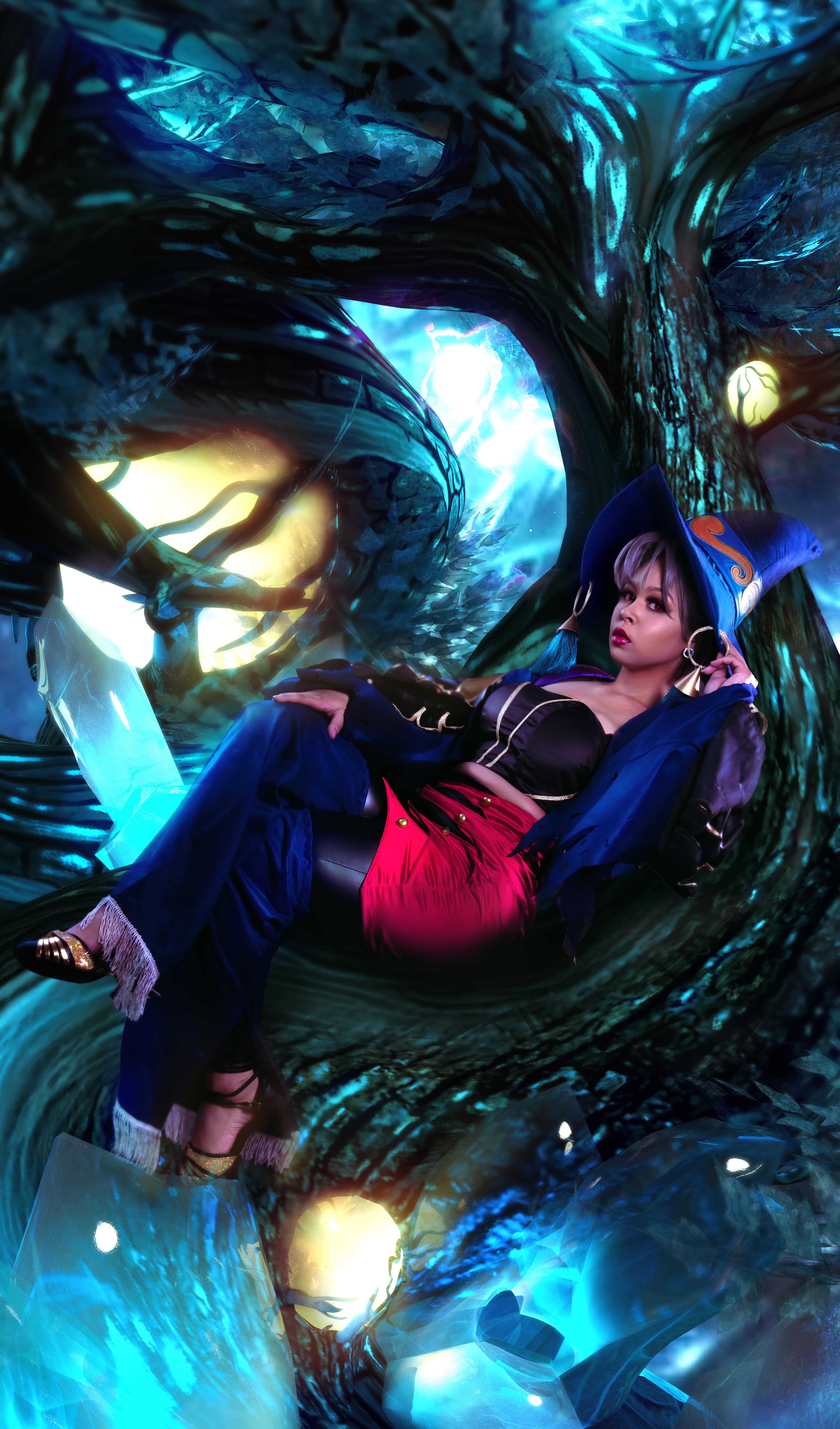 [Self] Spooky season with my favorite mage! | Scrolller