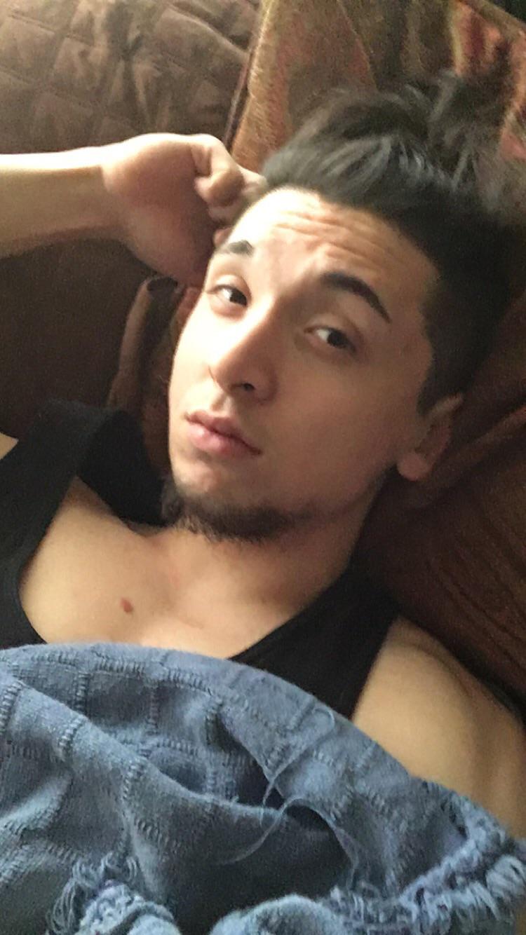 [Self] Want to cuddle!? 😇 | Scrolller