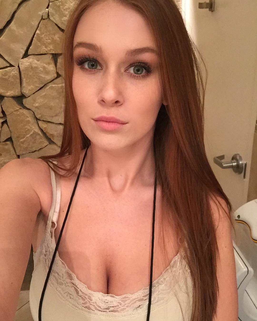 Selfie Scrolller