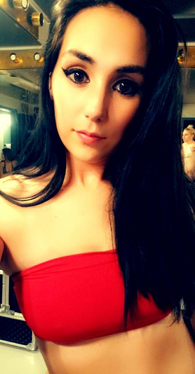 Selfies at work 😋 | Scrolller