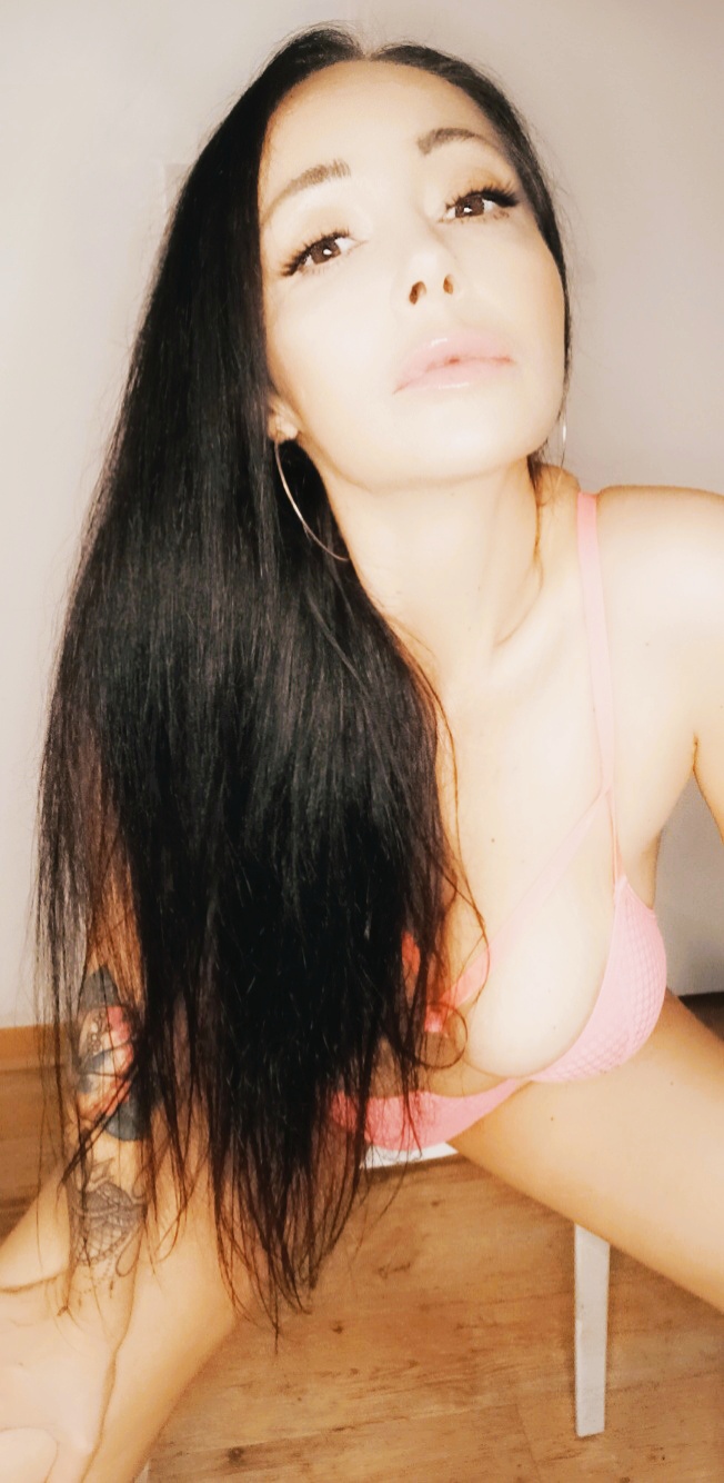 Sending Love | Scrolller