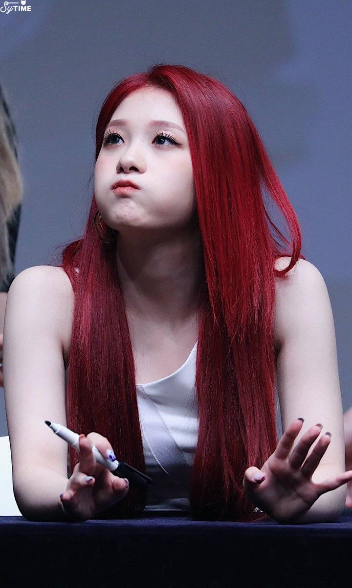 Seoyeon puff | Scrolller