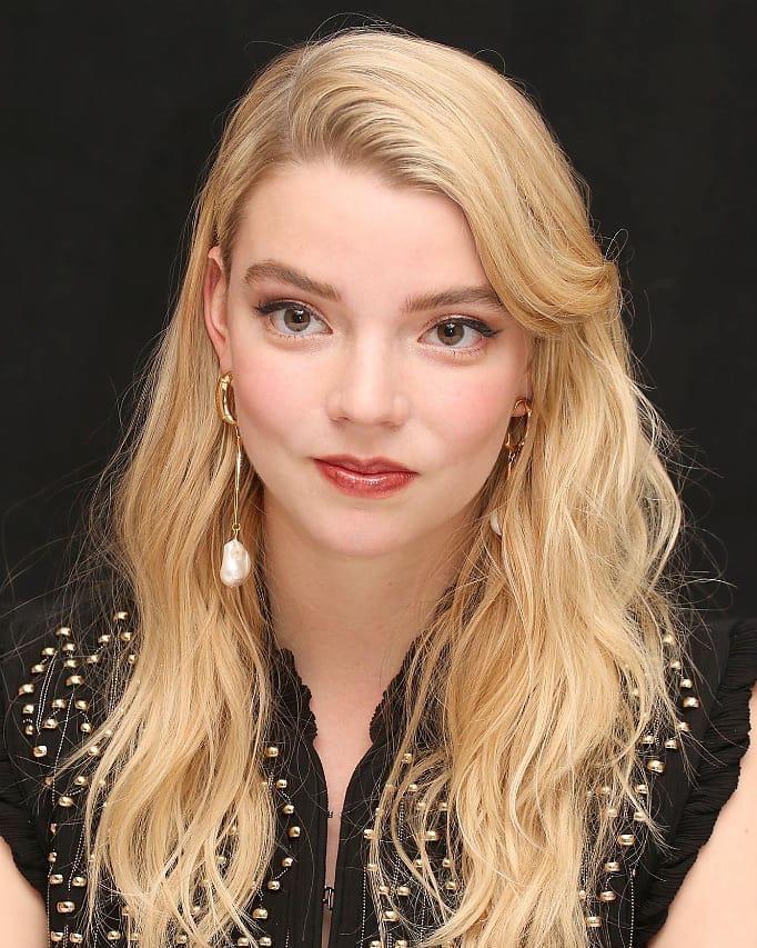 Serving looks ️ | Scrolller