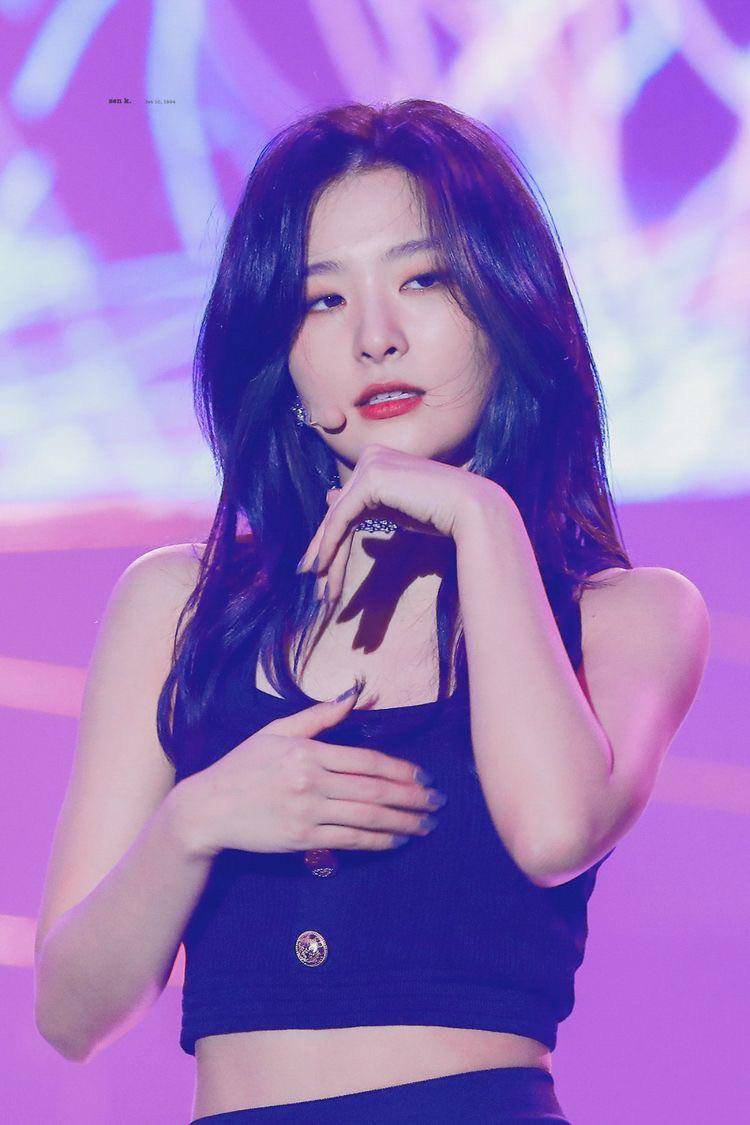 Seulgi | Scrolller