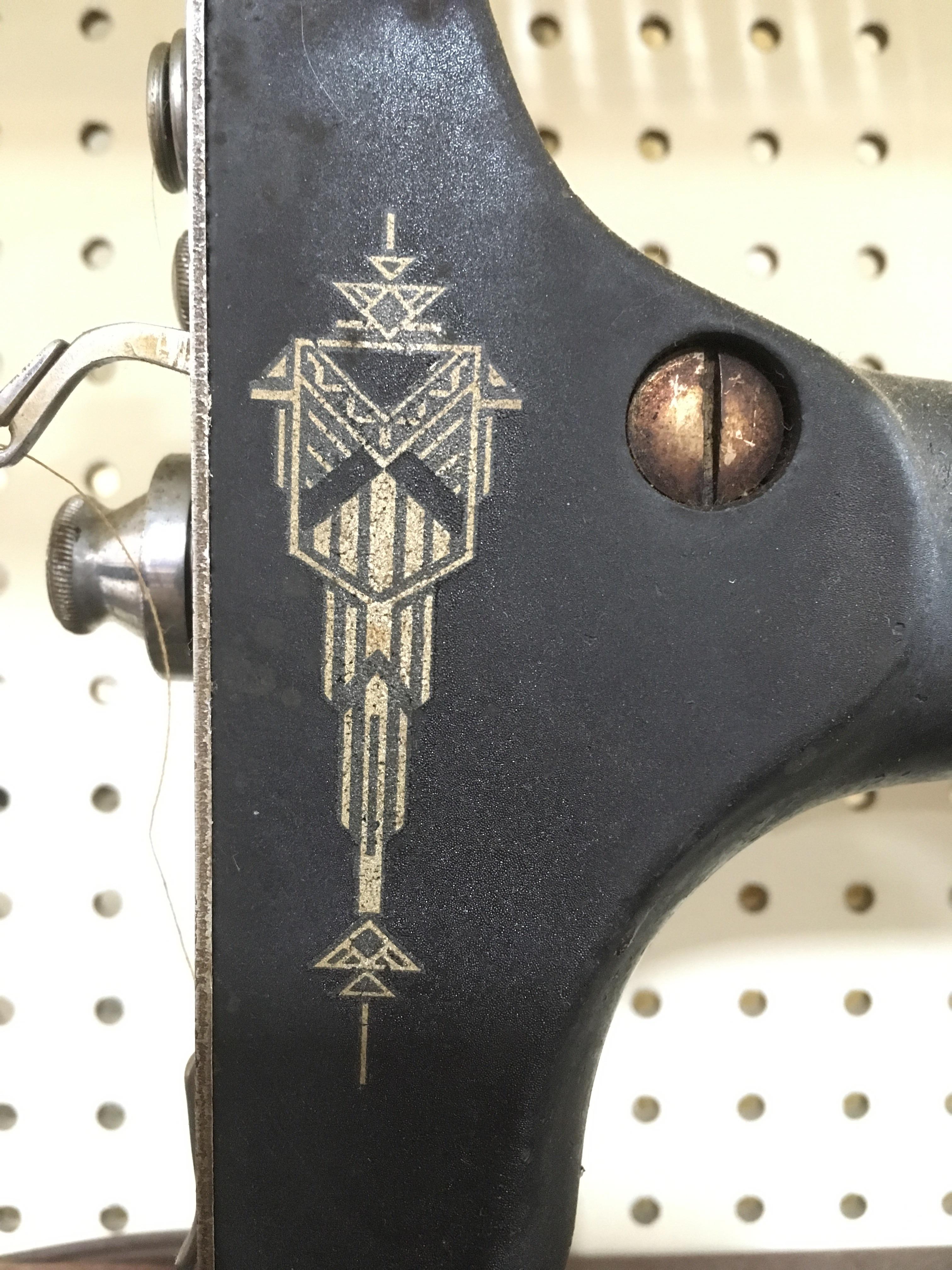 Sewing machine | Scrolller