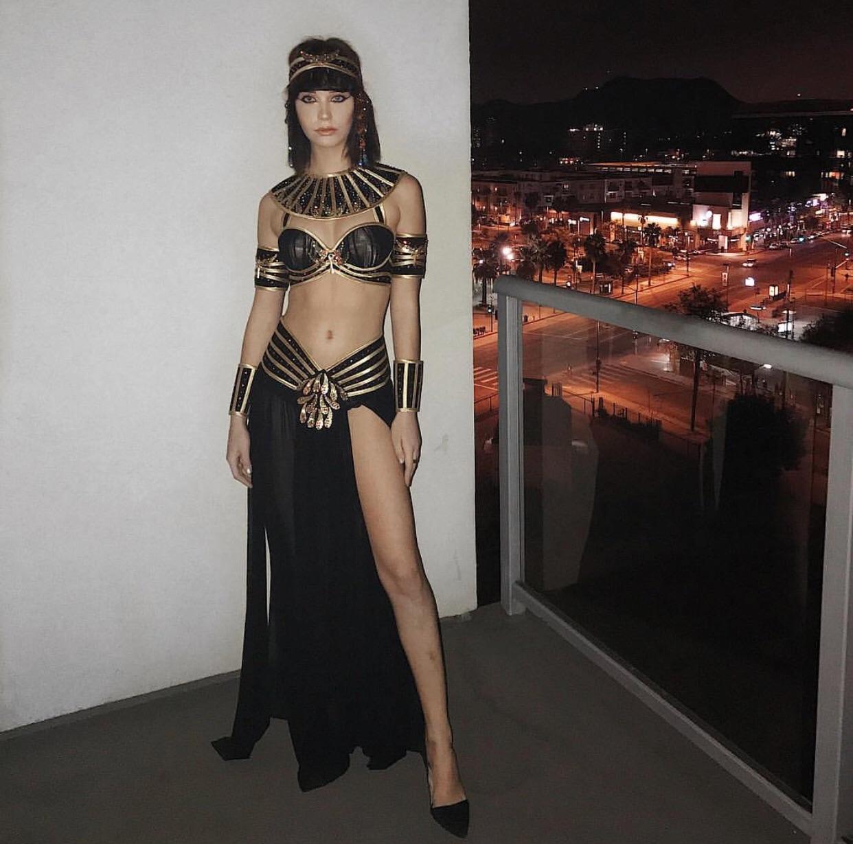 Sexy Cleopatra Costume | Scrolller