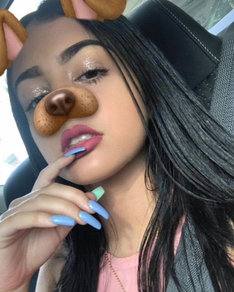 Sexy dog filter | Scrolller