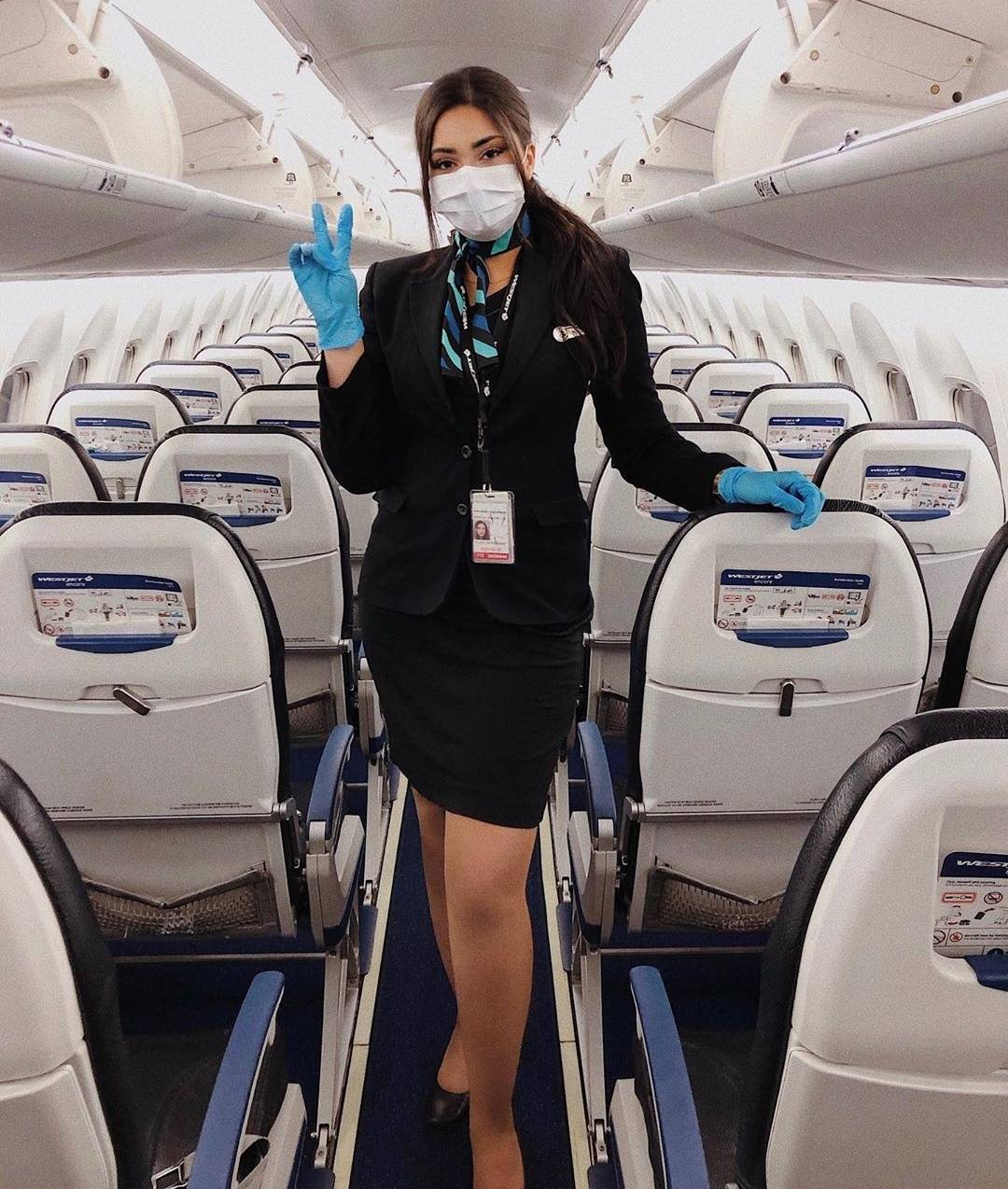 TSA agent must inspect your asshole for contraband weapons | Scrolller