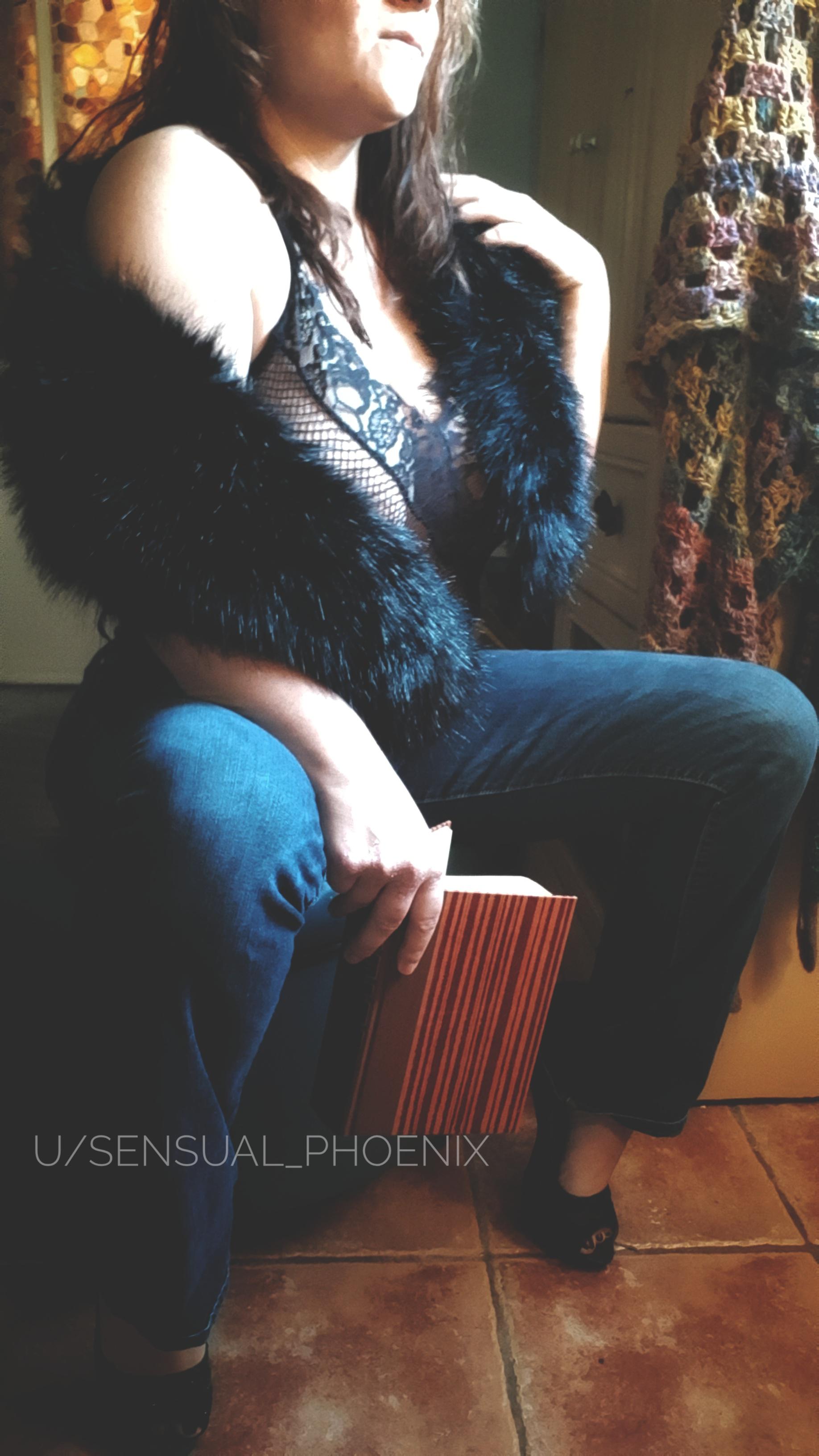 Sexy moms enjoy being themselves. | Scrolller