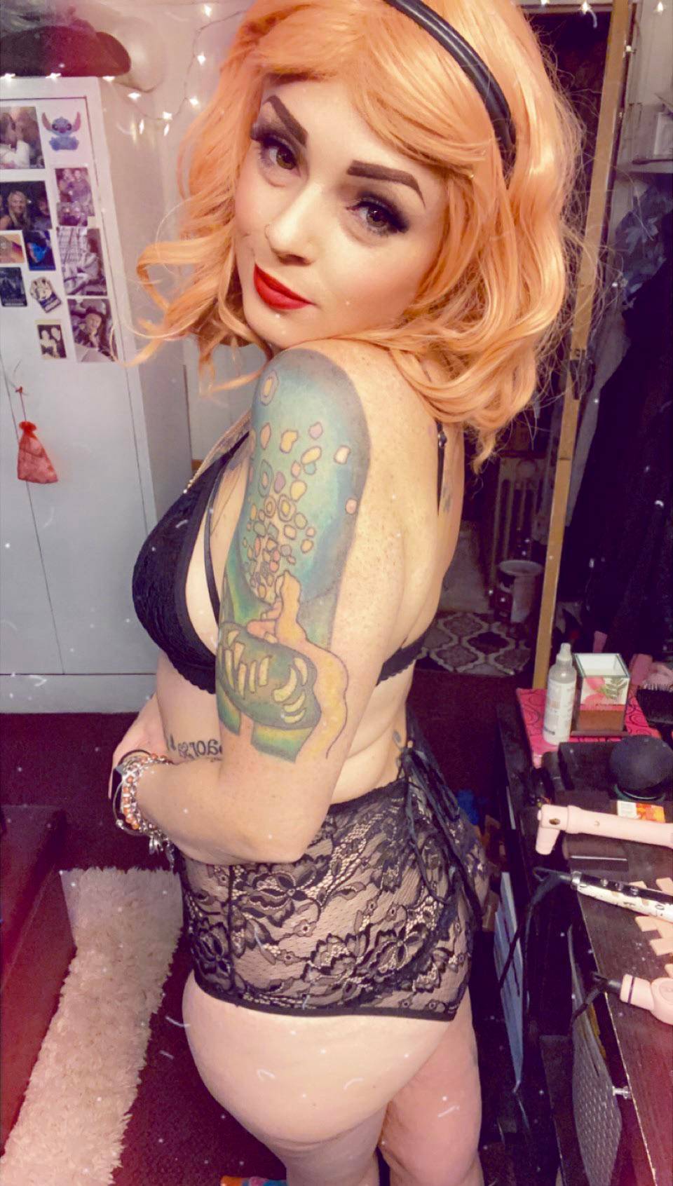 Sexy Sabrina Spellman Cosplay 😈🖤 | Scrolller