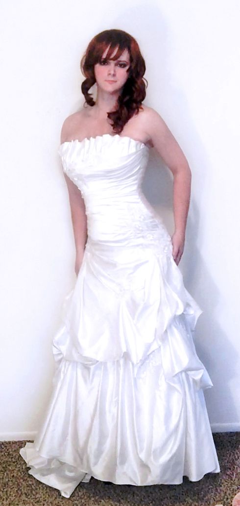 Sexy Wedding Dress and Corset ;) Do I make a beautiful bride? | Scrolller