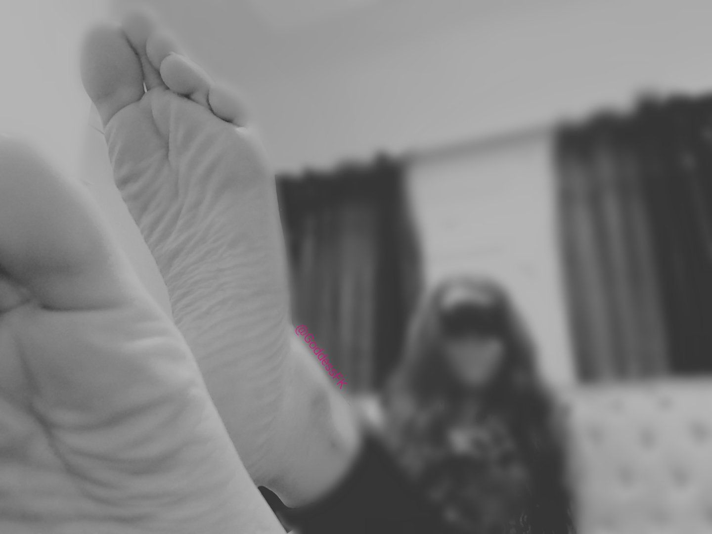 Sexy wrinkled soles | Scrolller