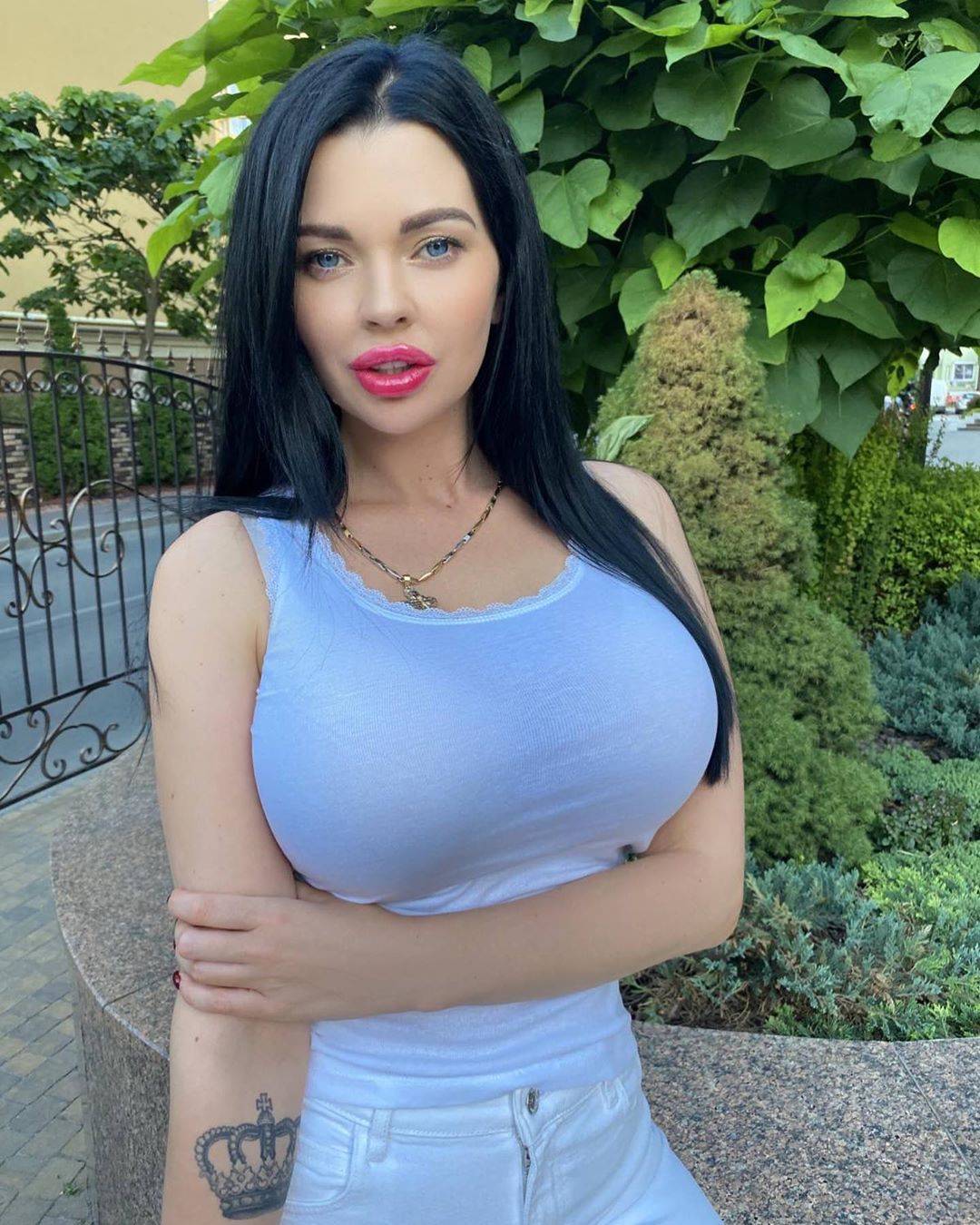 Sha Rizel | Scrolller