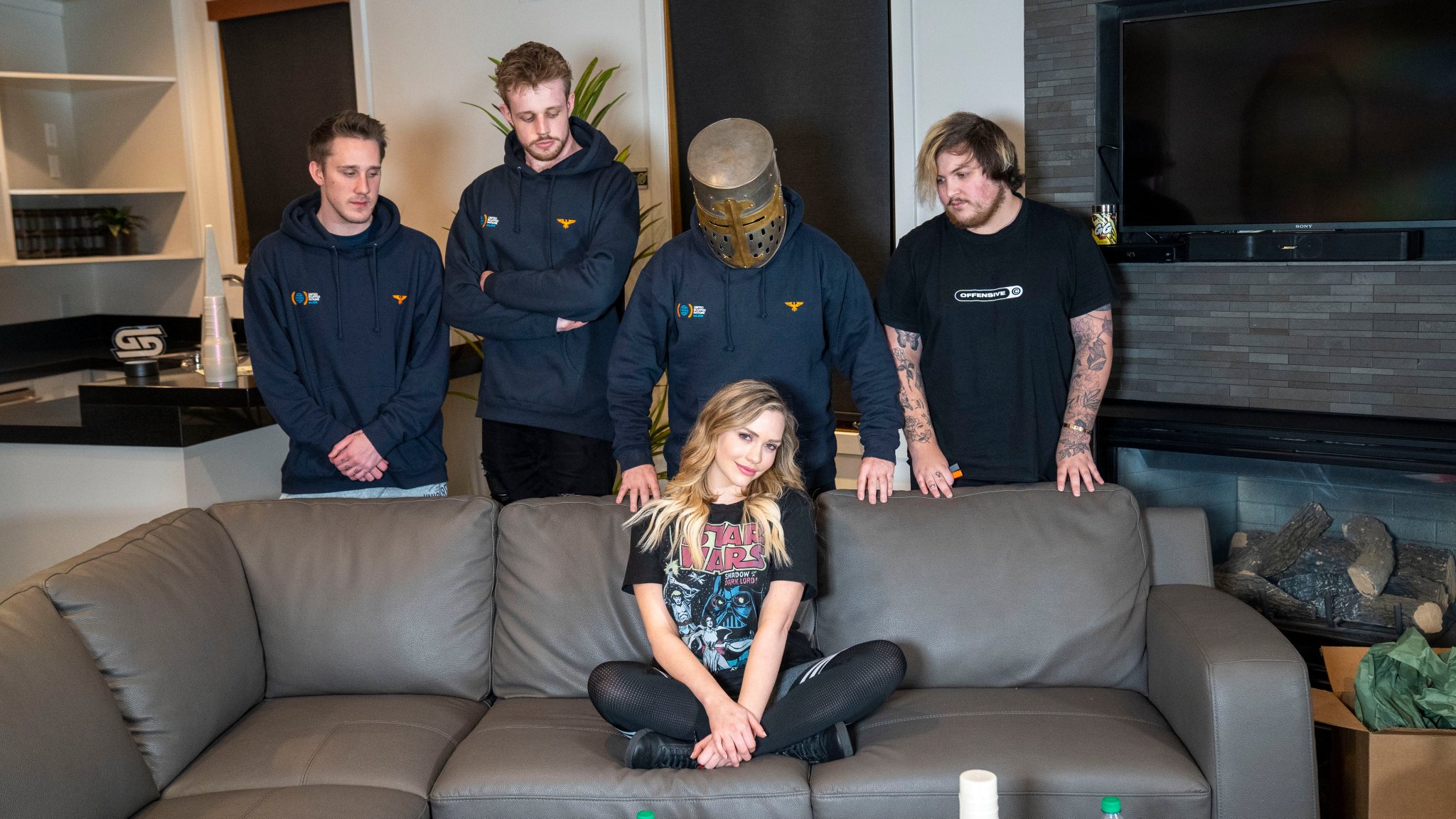 Shag-her Holes | Scrolller