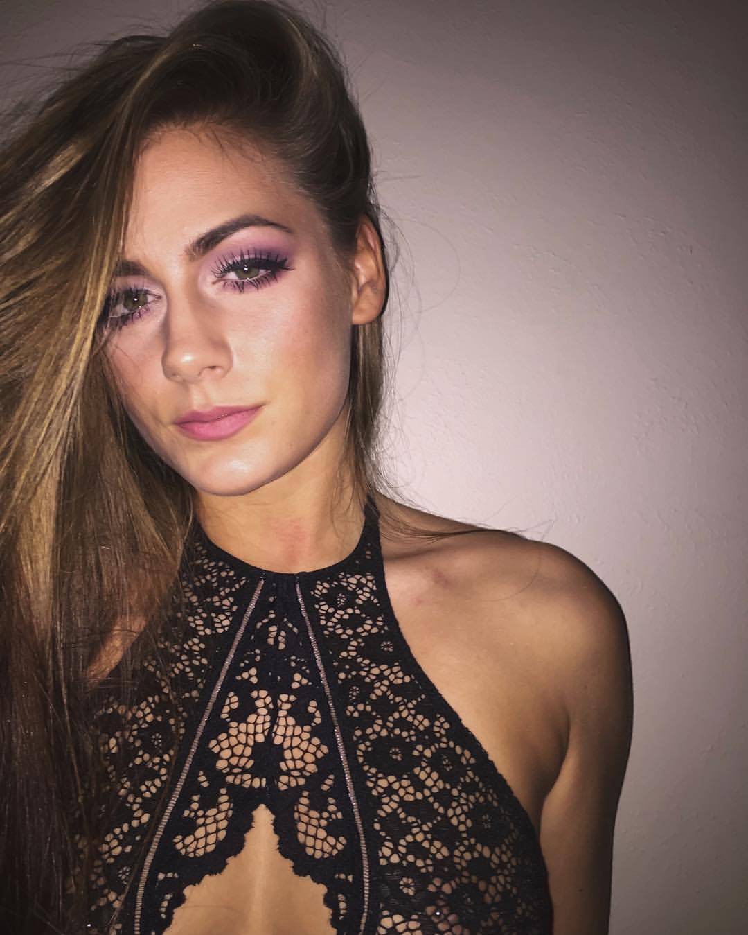 She does perfect daily... | Scrolller