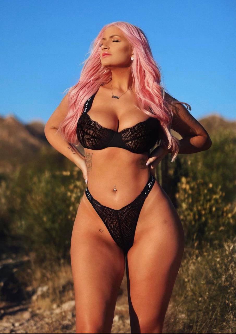 She drives me crazy.. kik hughjonhs let’s talk about her | Scrolller