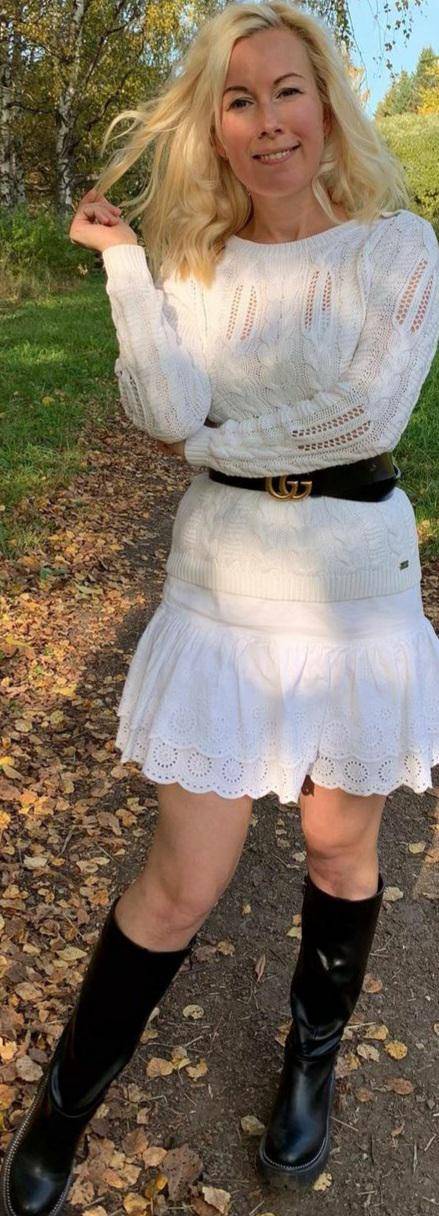 She is so hot and 41 years old message me if you want more pics | Scrolller