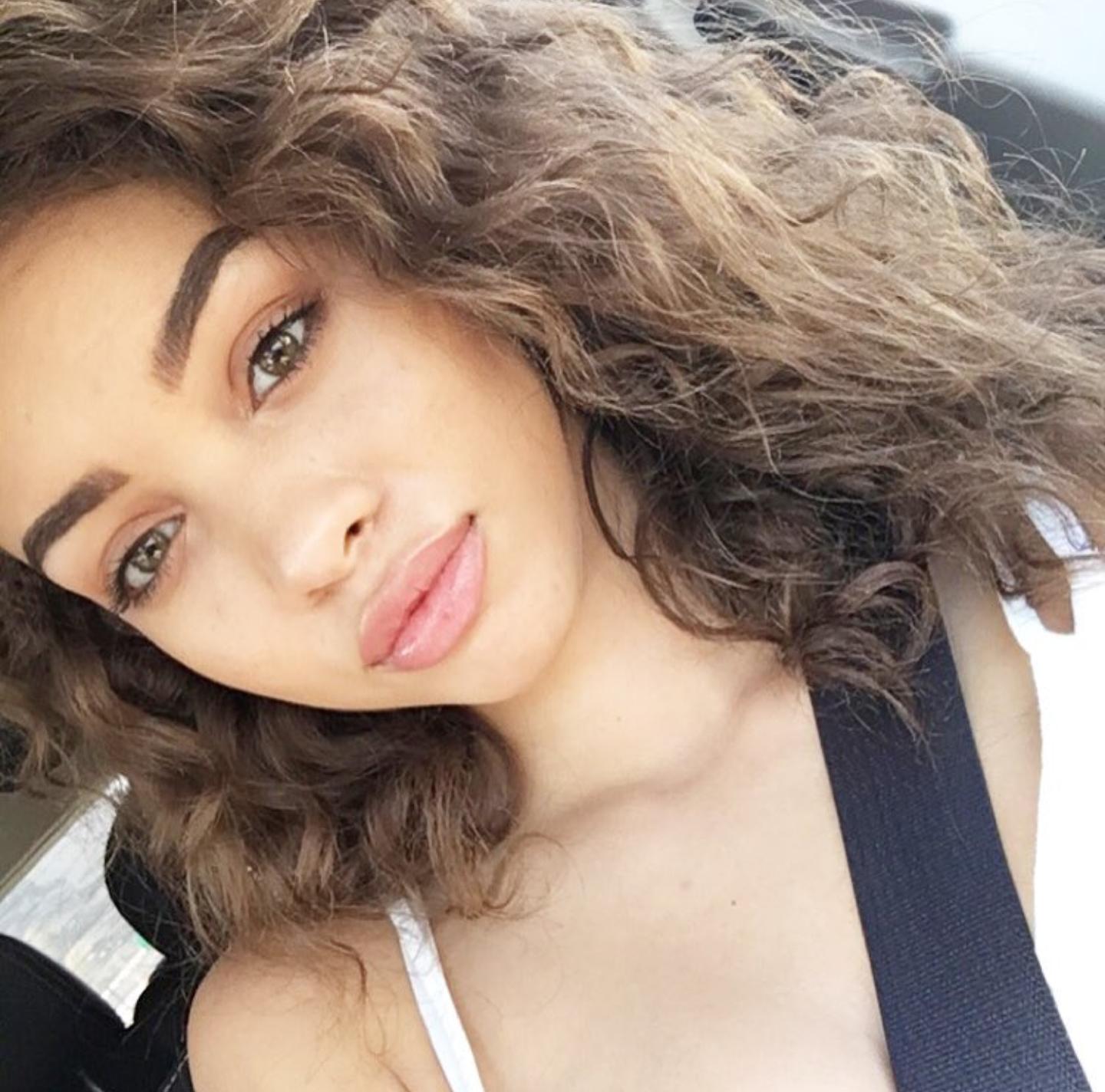 She kinda reminds me of Khaleesi | Scrolller