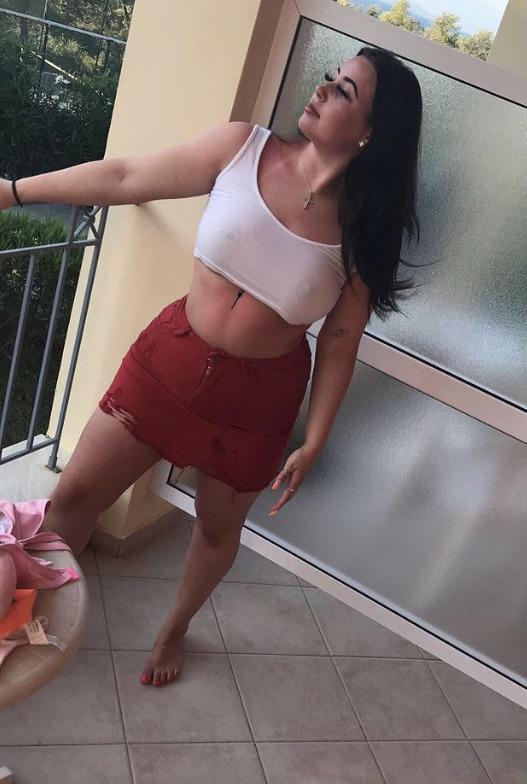 She knows you can see em | Scrolller