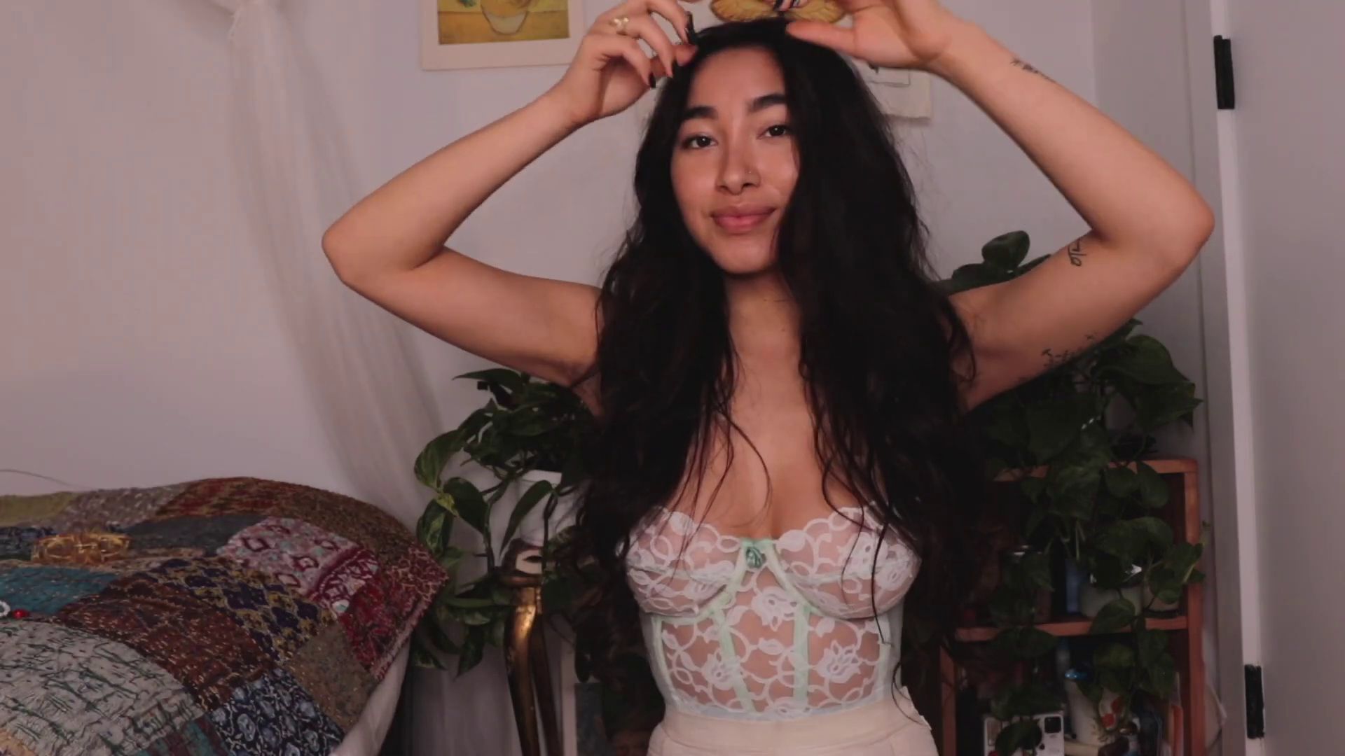 she knows | Scrolller