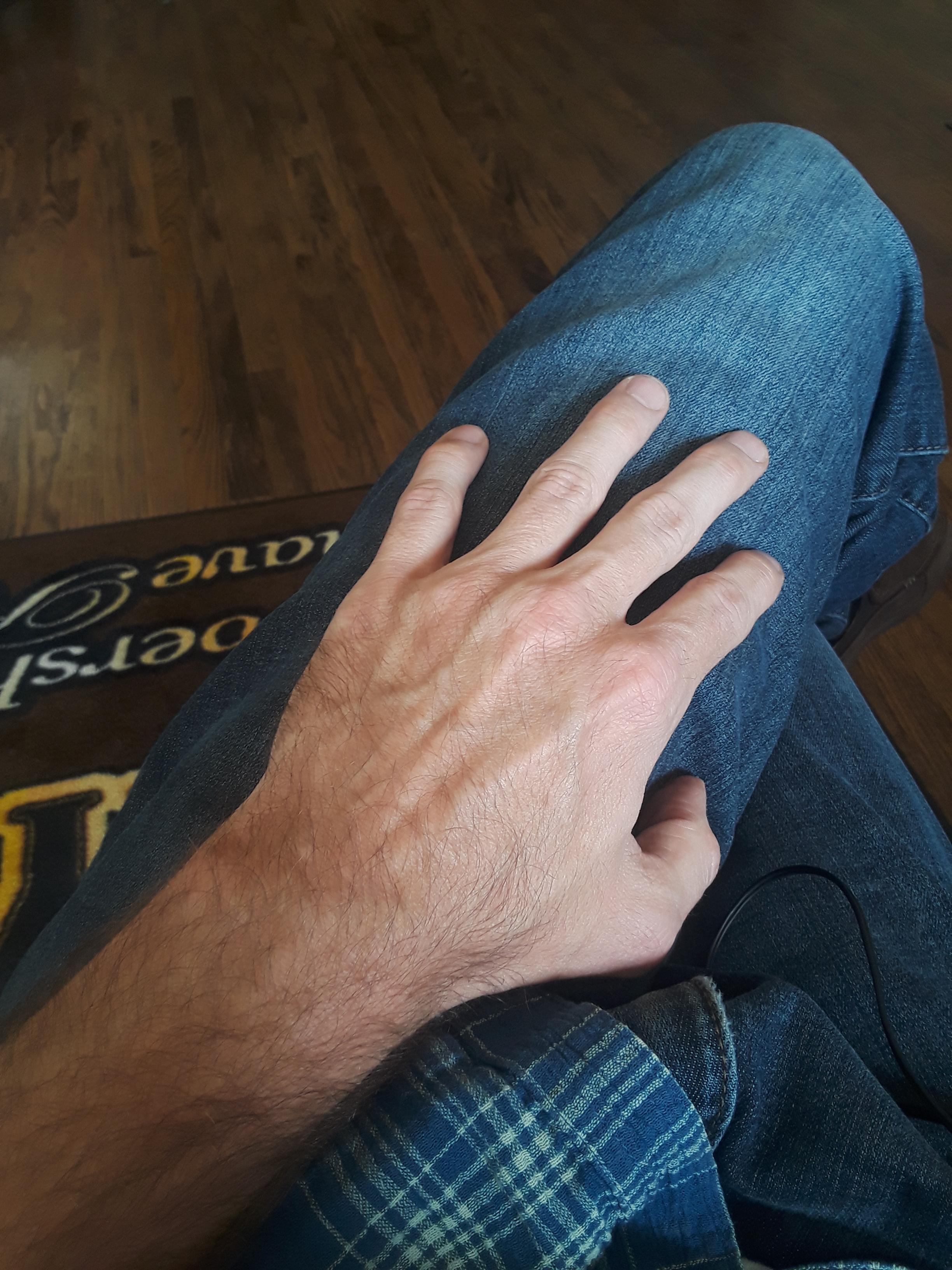 She likes my hands! | Scrolller