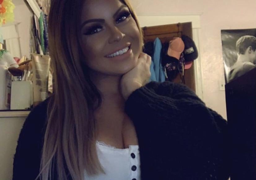 She’s sweet like candy😘 follow my BFF because her body is delicious. Link in the comments ...