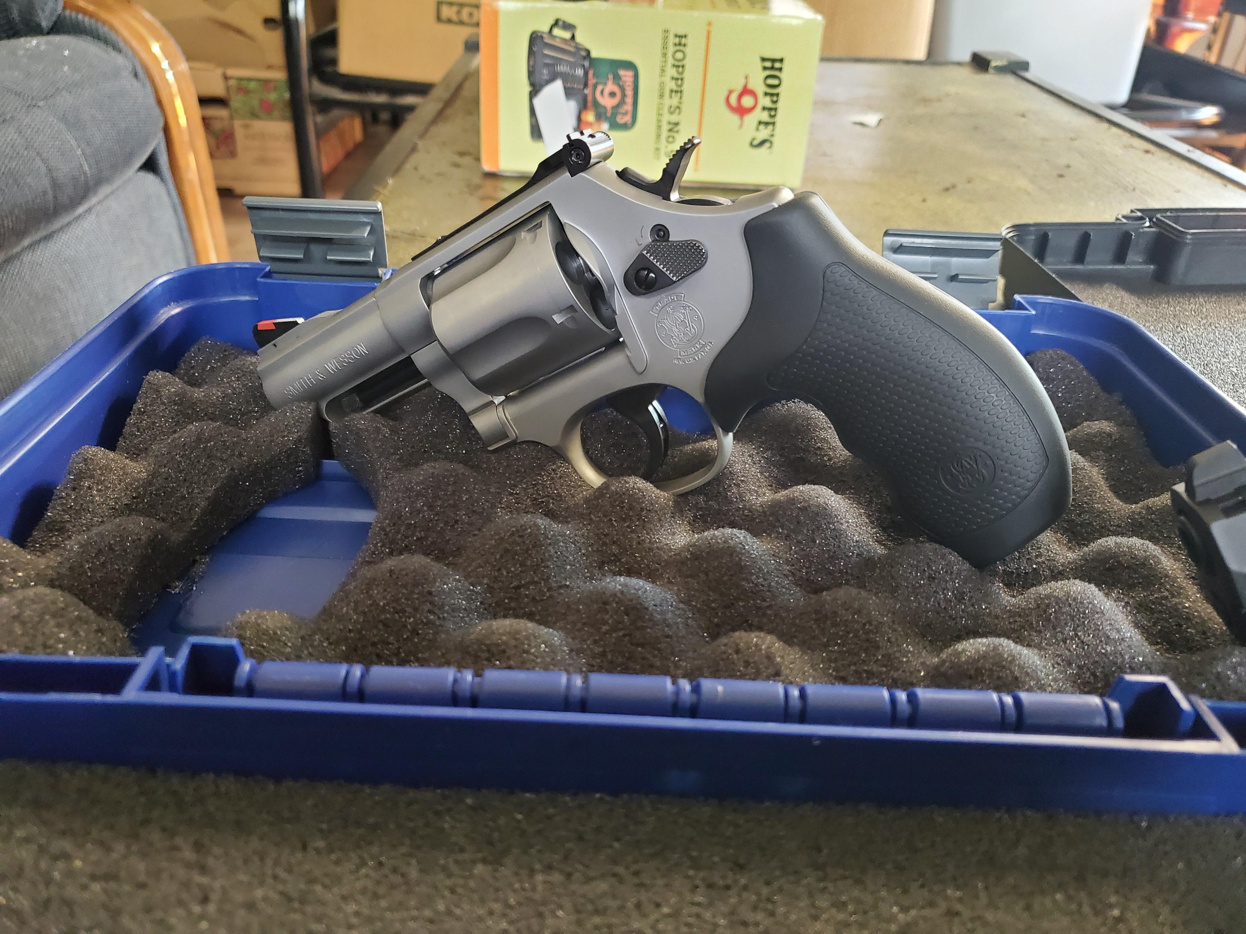 She's a spicy little fireball slinger. Model 69 Combat in .44 magnum. | Scrolller