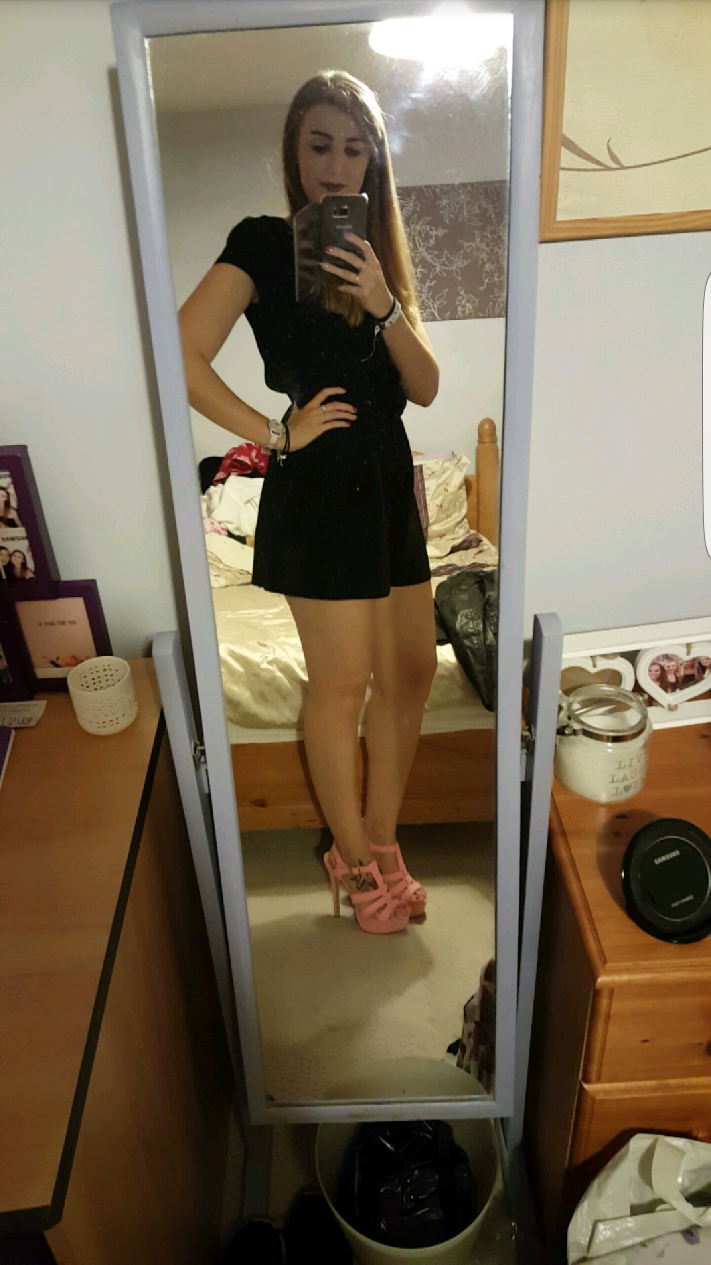 She's not going home alone | Scrolller