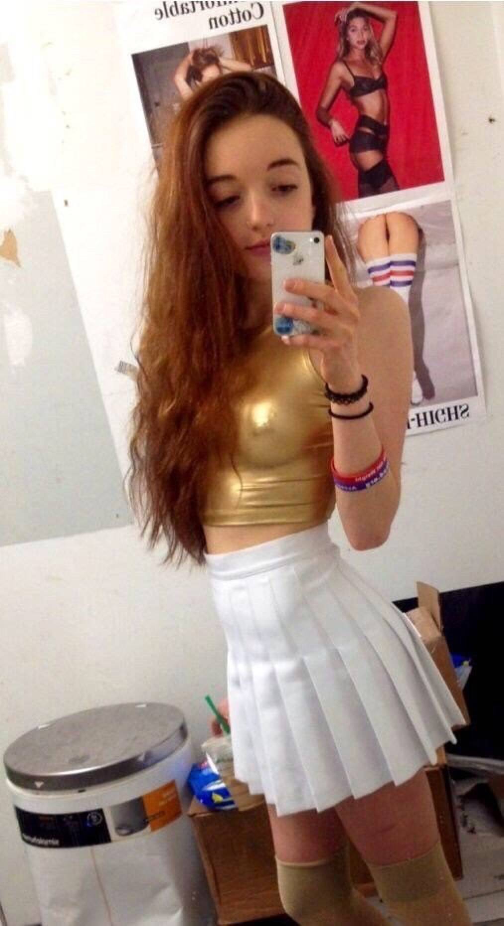 Shiny top to draw the eye | Scrolller