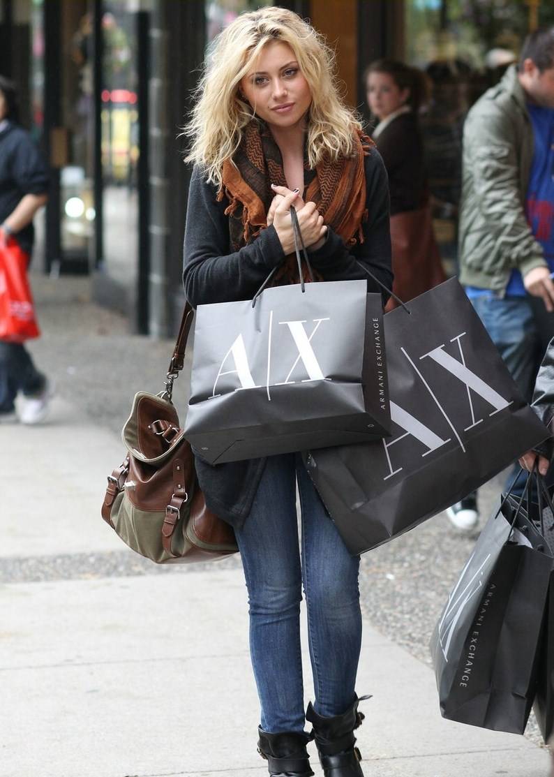 Shopping trip | Scrolller