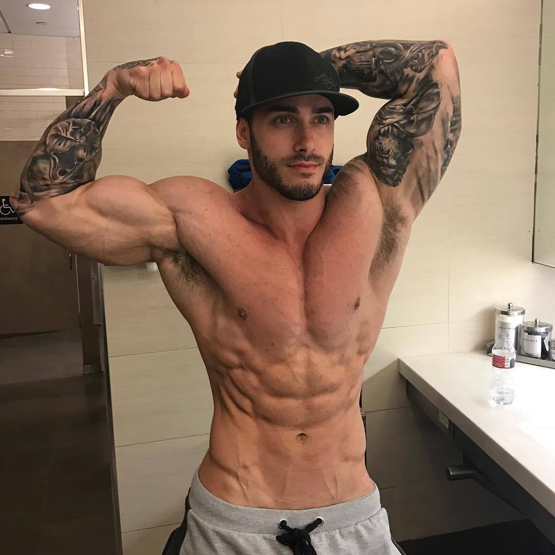 Showing off his big biceps | Scrolller