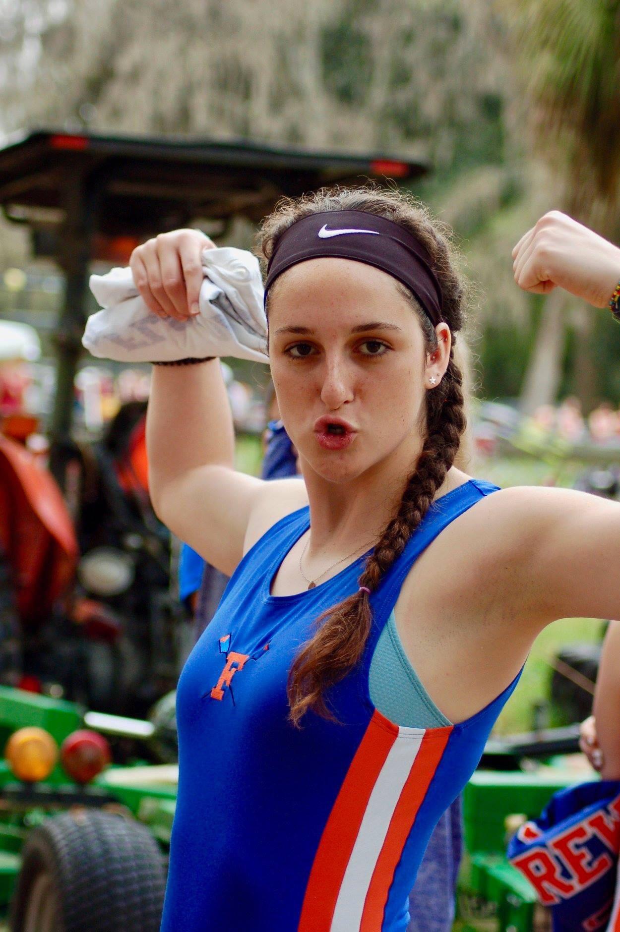 Showing off the pit | Scrolller