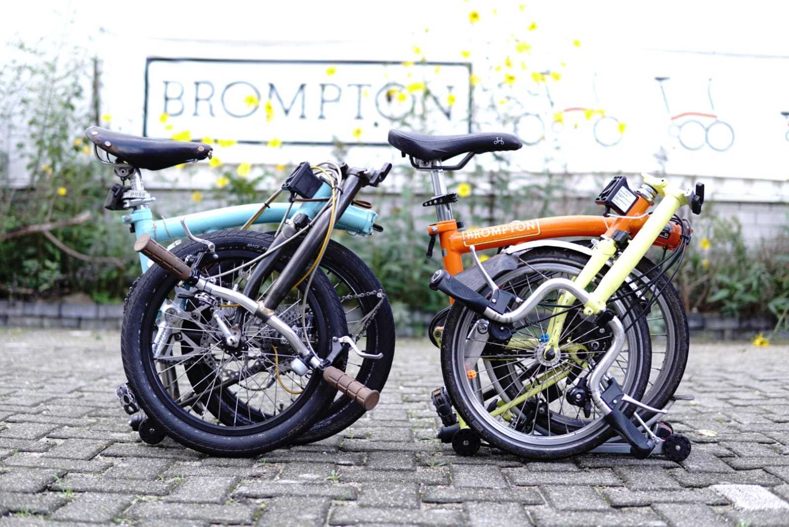 Side by side comparison of the Brompton 16" and 18" from EerderMetaal | Scrolller
