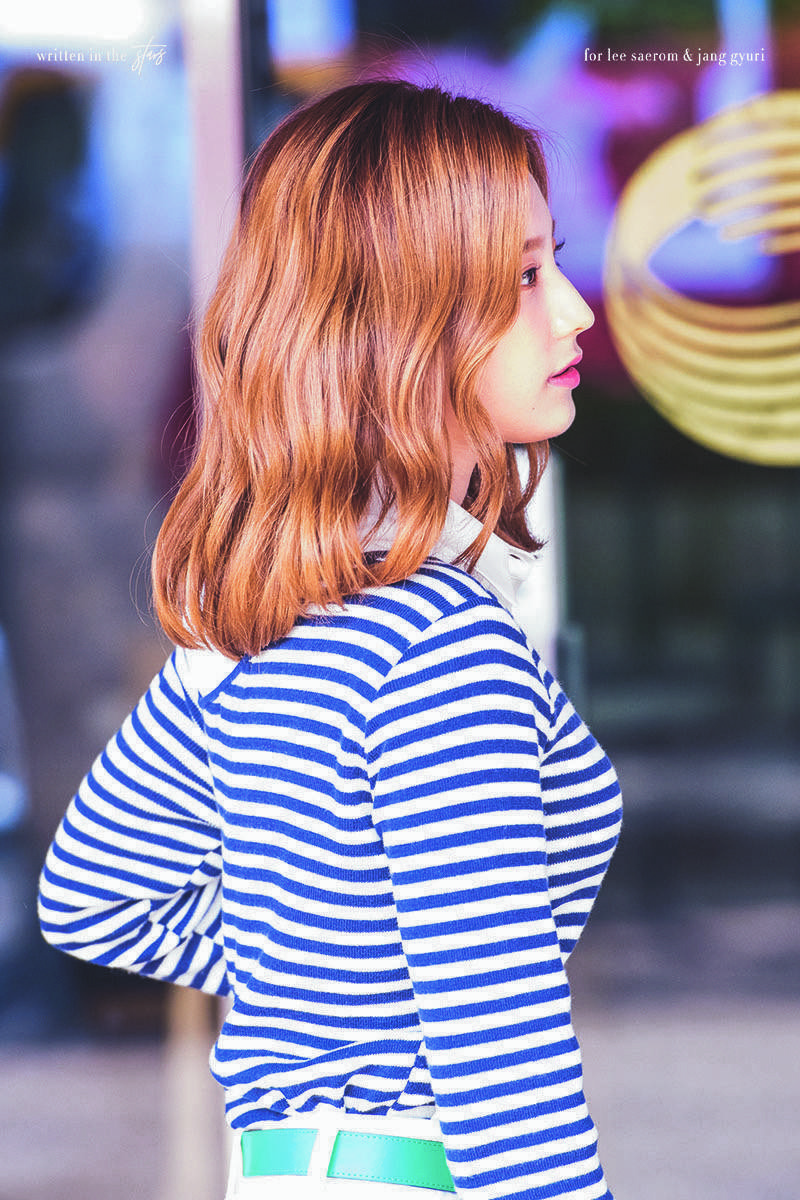 Side profile | Scrolller