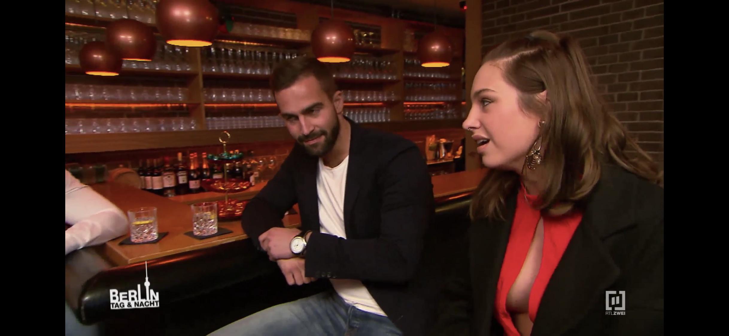 Sideboob | Scrolller