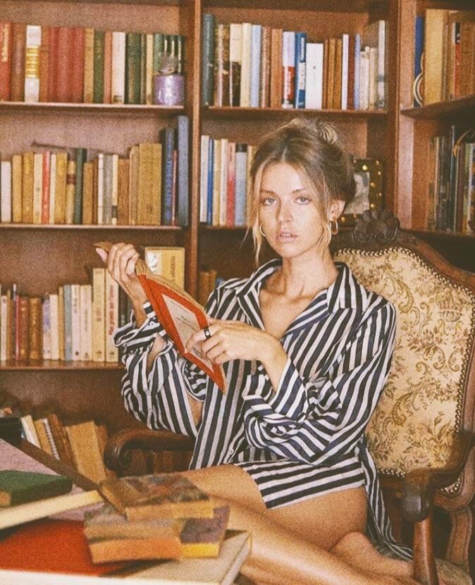 Sidebutt works I suppose | Scrolller