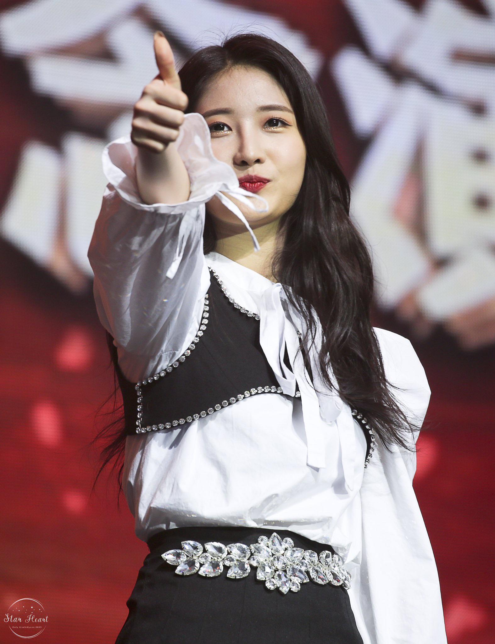 Sihyeon Approves | Scrolller