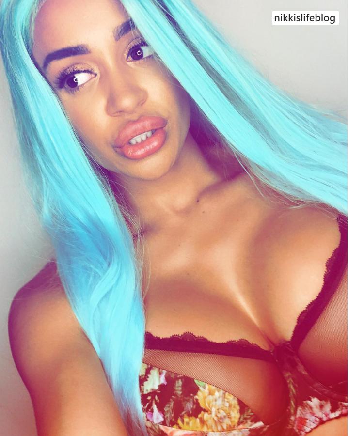 Silicone filled | Scrolller