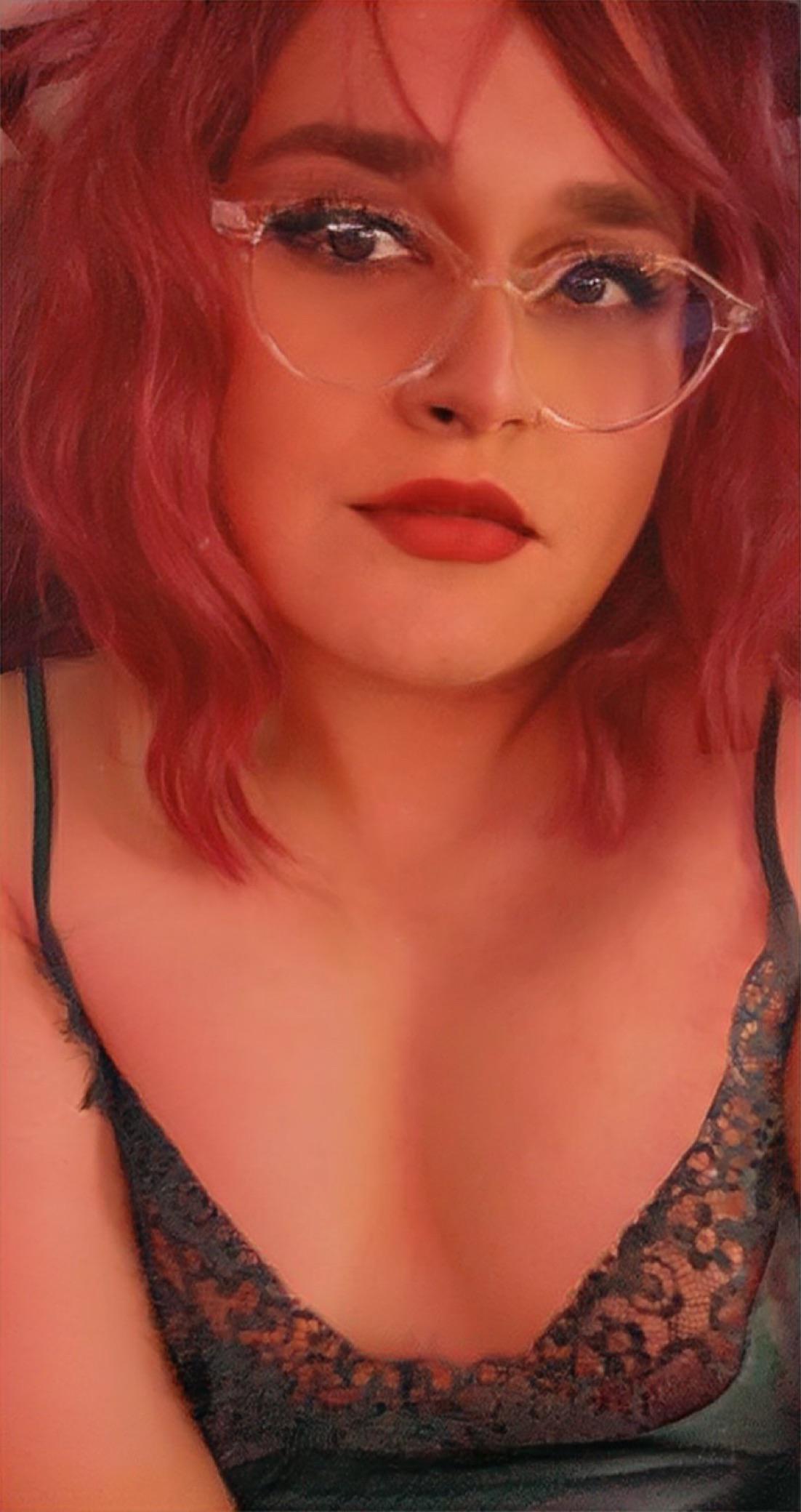 Silk nighties feel soooo good! | Scrolller