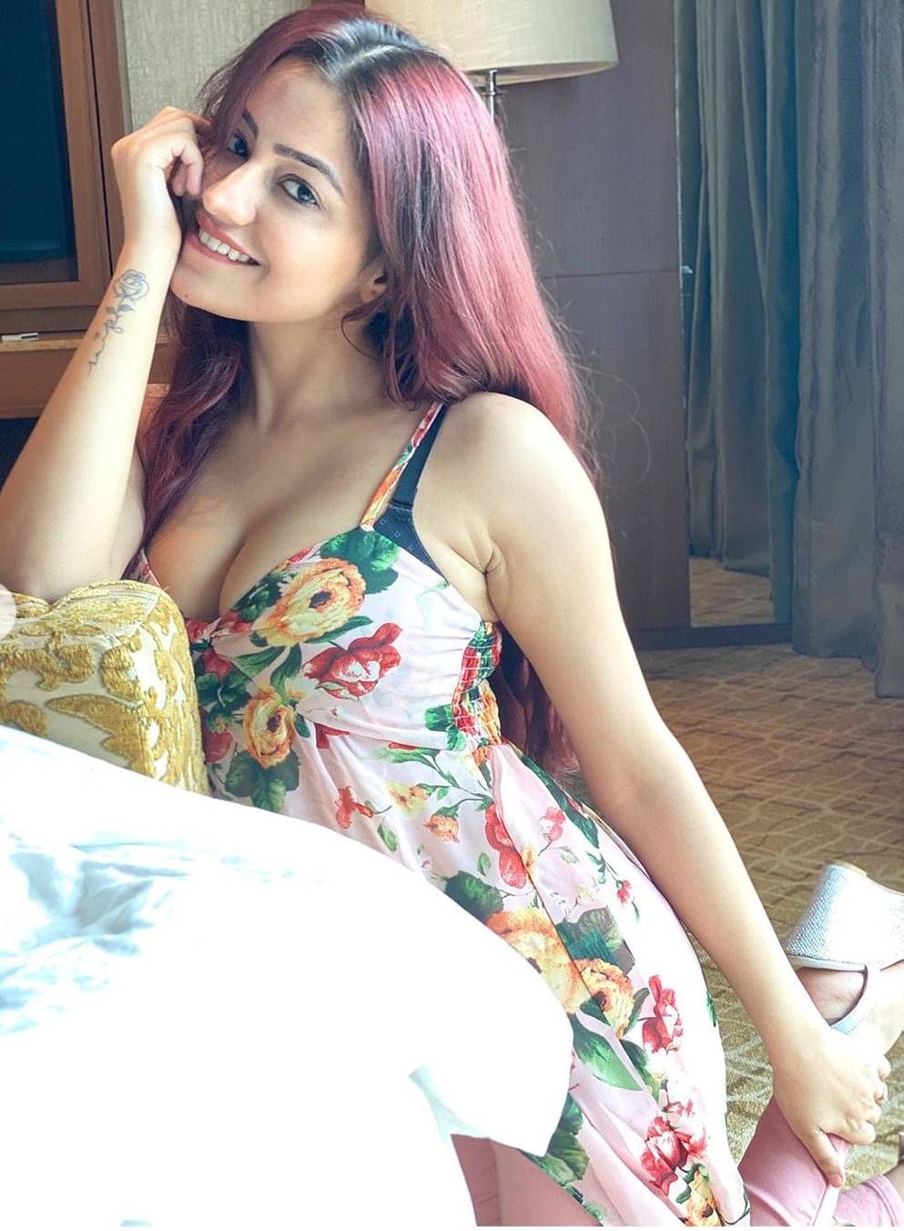 Simran Kaur | Scrolller