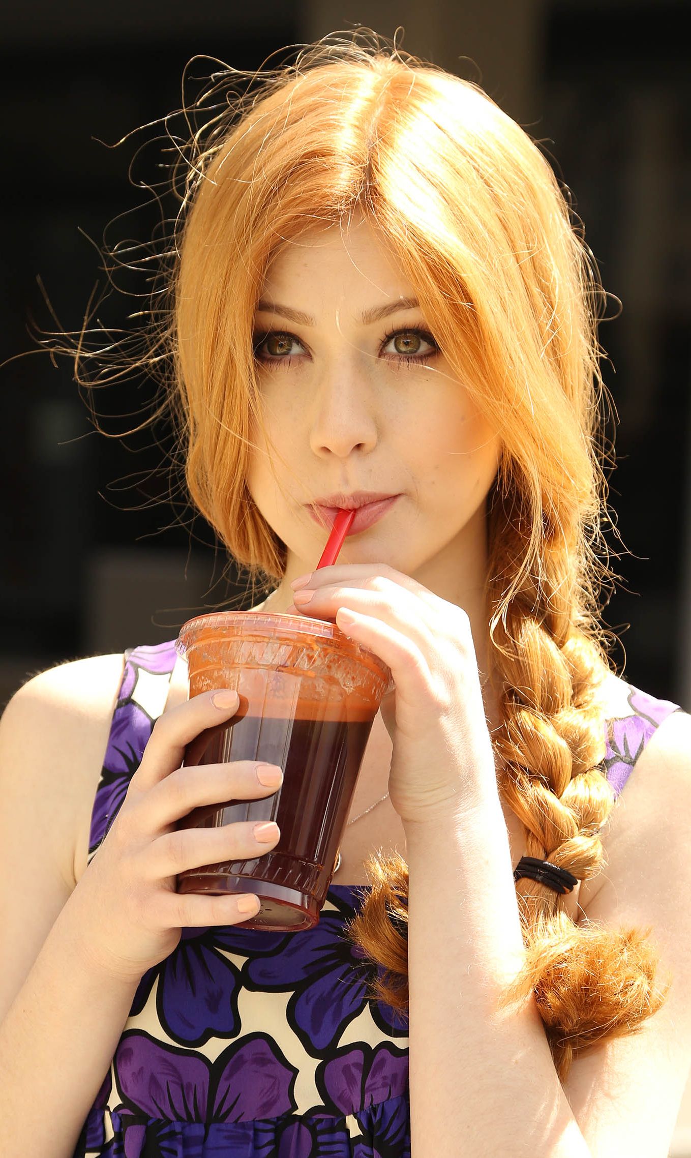 Sippin' Kat | Scrolller